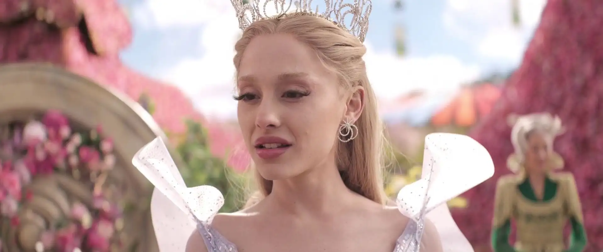 Download Wicked: For Good (2025) AMZN WEB DL Dual Audio {Hindi English ...